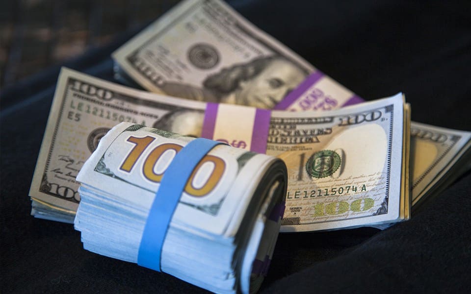 5 Bad Money Habits to Break to Build More Wealth - inPeaches